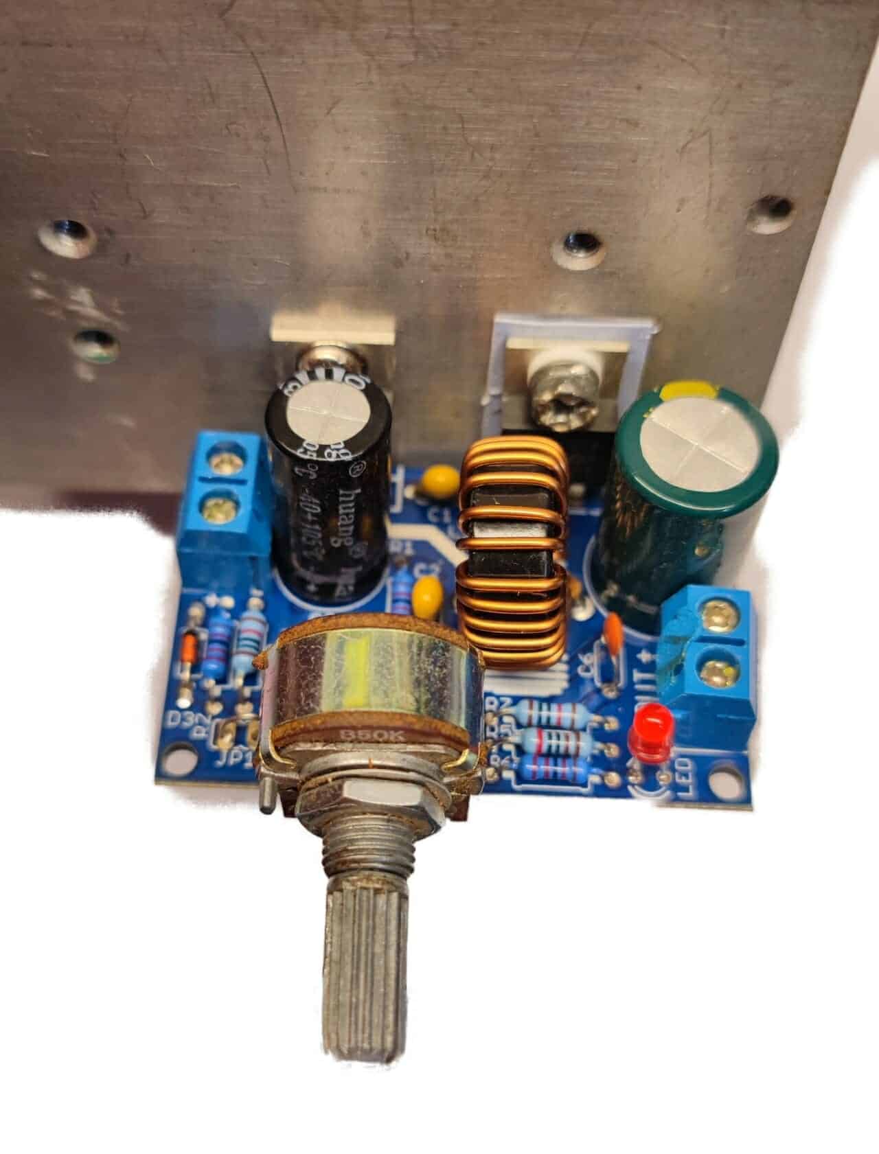 XL4016 Step-down DC/DC Converter 8A XL4016E1 - Xtronic